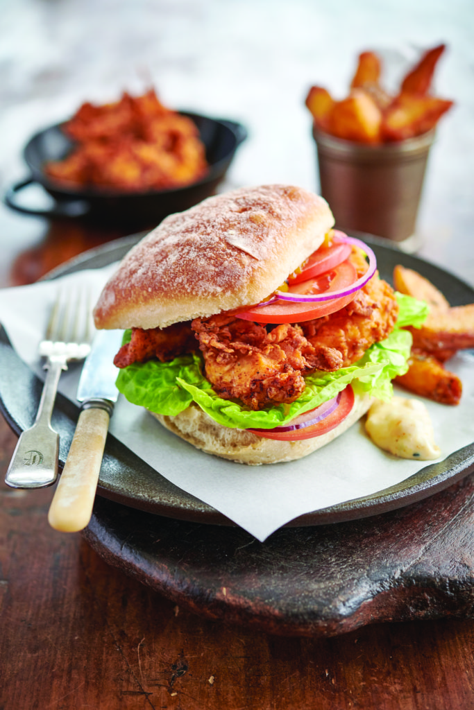 Weekend lunch: Buttermilk Fried Chicken Sandwich - WeekendCandy