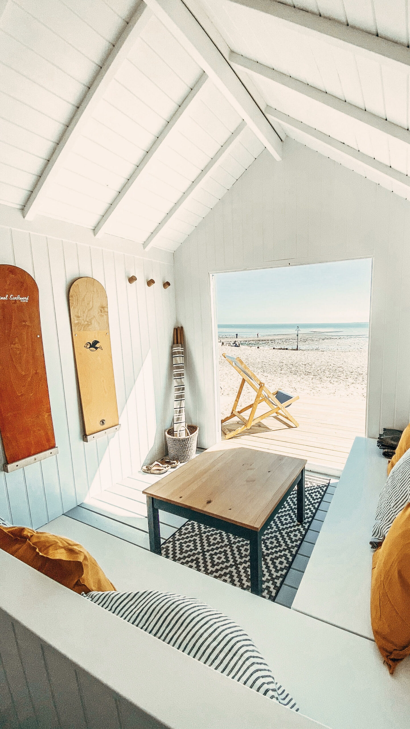 Ultra-Cool Beach Hut Hire Essex | From £85pd | Beach Weekends UK