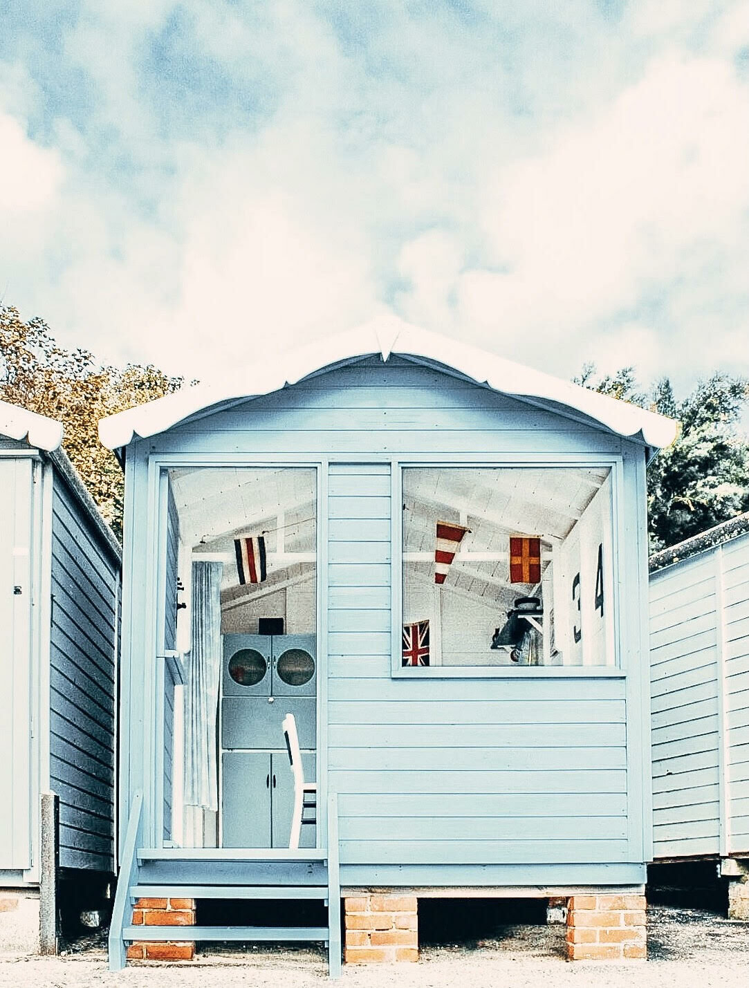 Ultra Cool Beach Hut Hire Essex | WeekendCandy