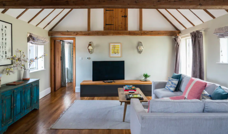 Weekend Cottages | Short Breaks UK | Plan & Book Direct