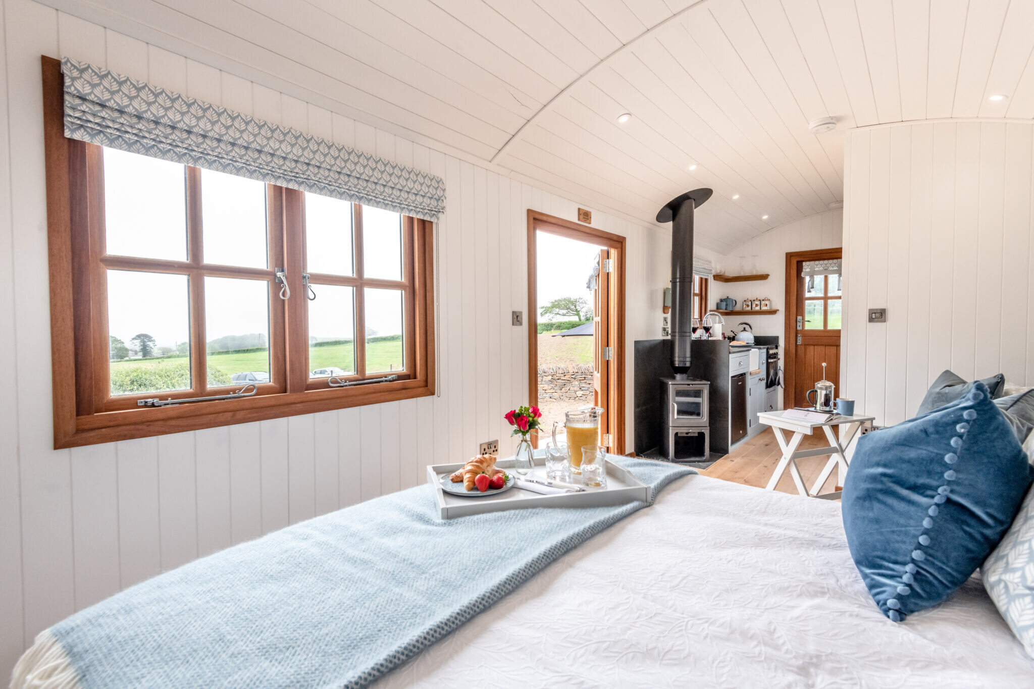 Weekend Breaks UK | Seaside Staycations | Plan & Book Direct!